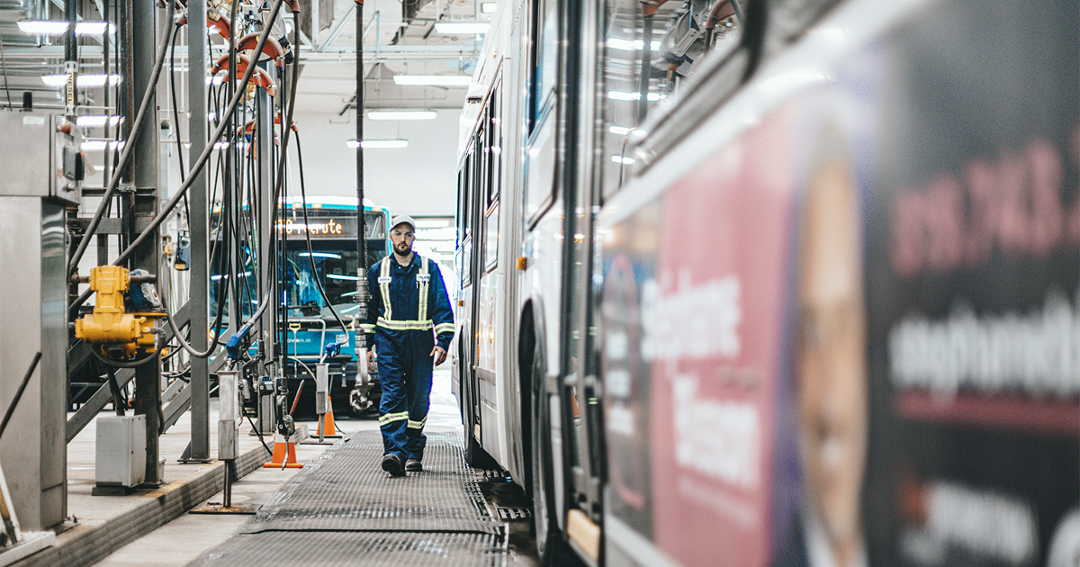 Mécanicien d'autobus | Offre d'emploi | STO